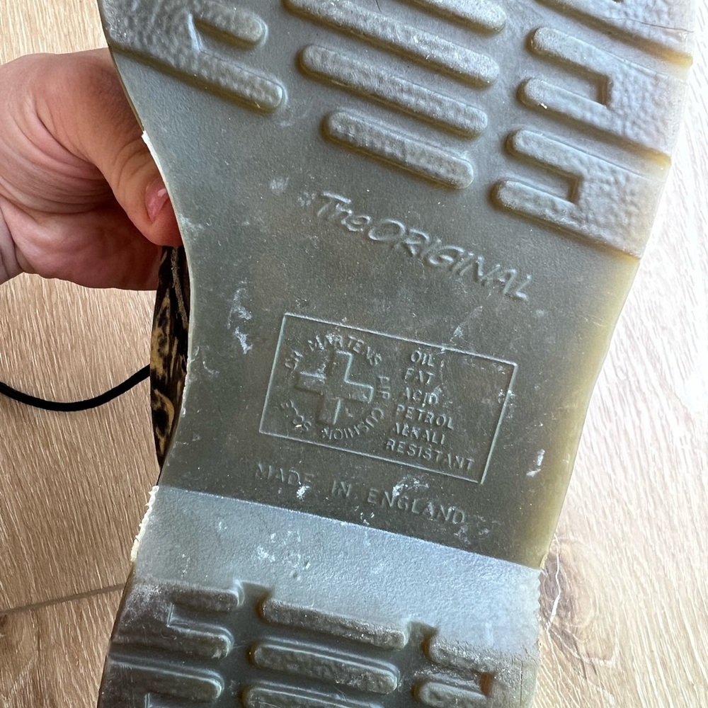 Dr. Martens Boots Uk 5 Us 7.5 - Gem